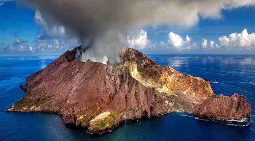 Die "blaue Lava" vom Vulkan Kawah Ijen